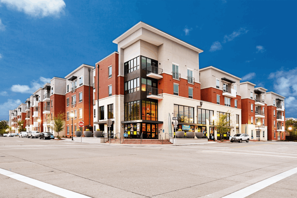 Liv+ Arlington : UTA Apartments | Student Housing Arlington, TX